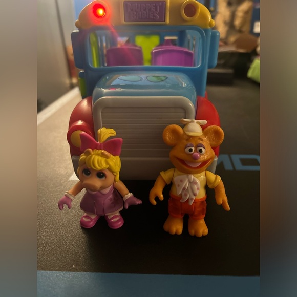 Disney | Toys | Muppet Babies Bus With Mspiggy And Fozzie Bear | Poshmark